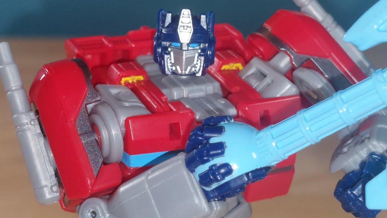 Guess which finger can transform! #Transformers One Orian Pax/Optimus ...