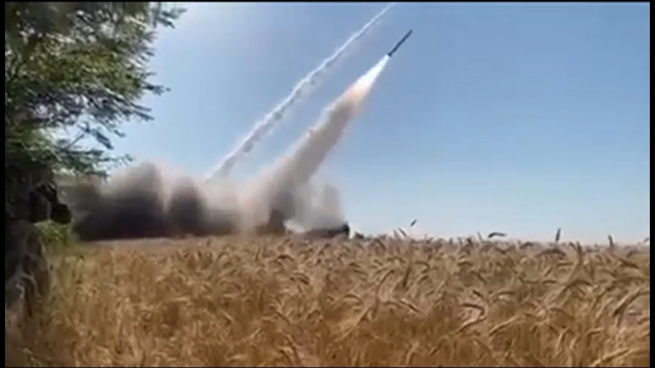 "Quadruple M142 HIMARS Action: Precision Missile Barrage Targets ...