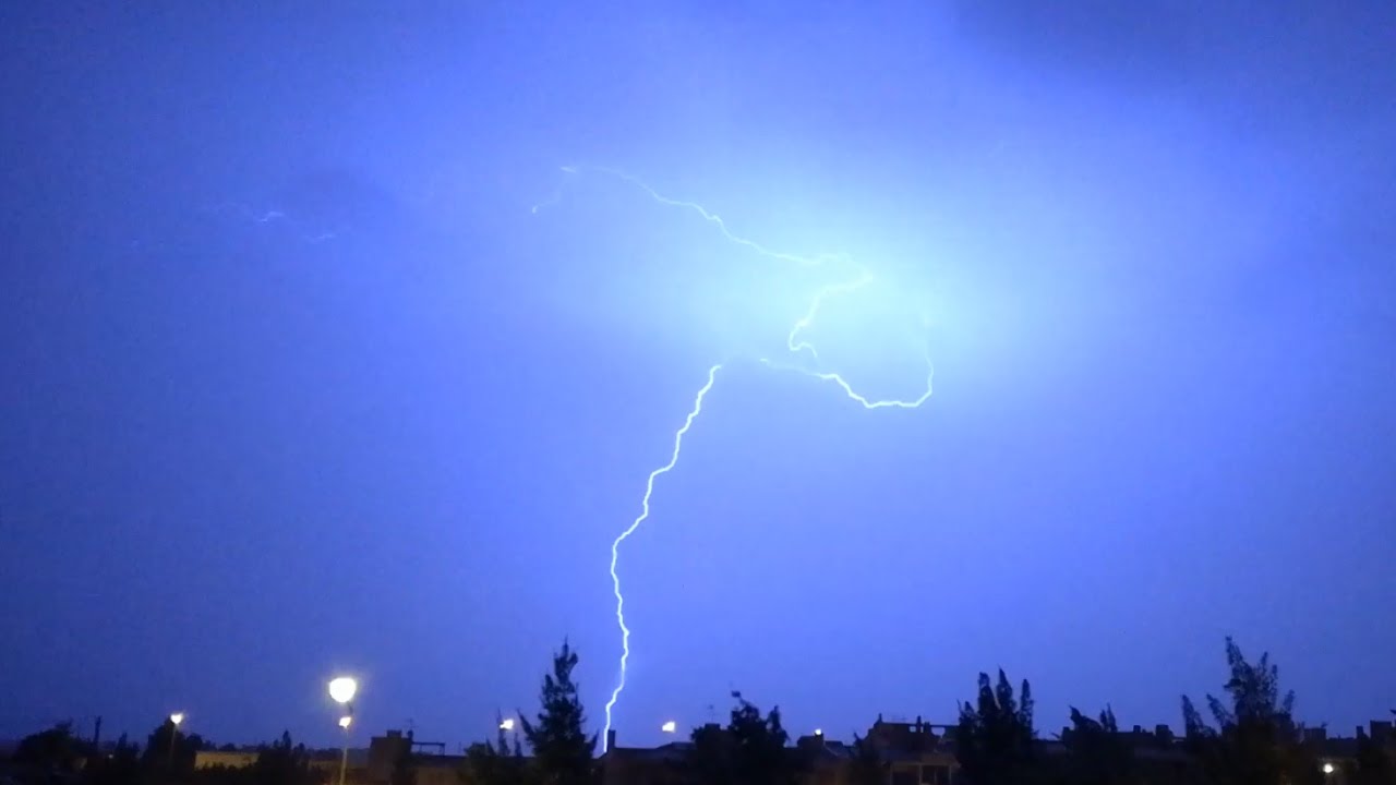 Amazing lightning - YouTube