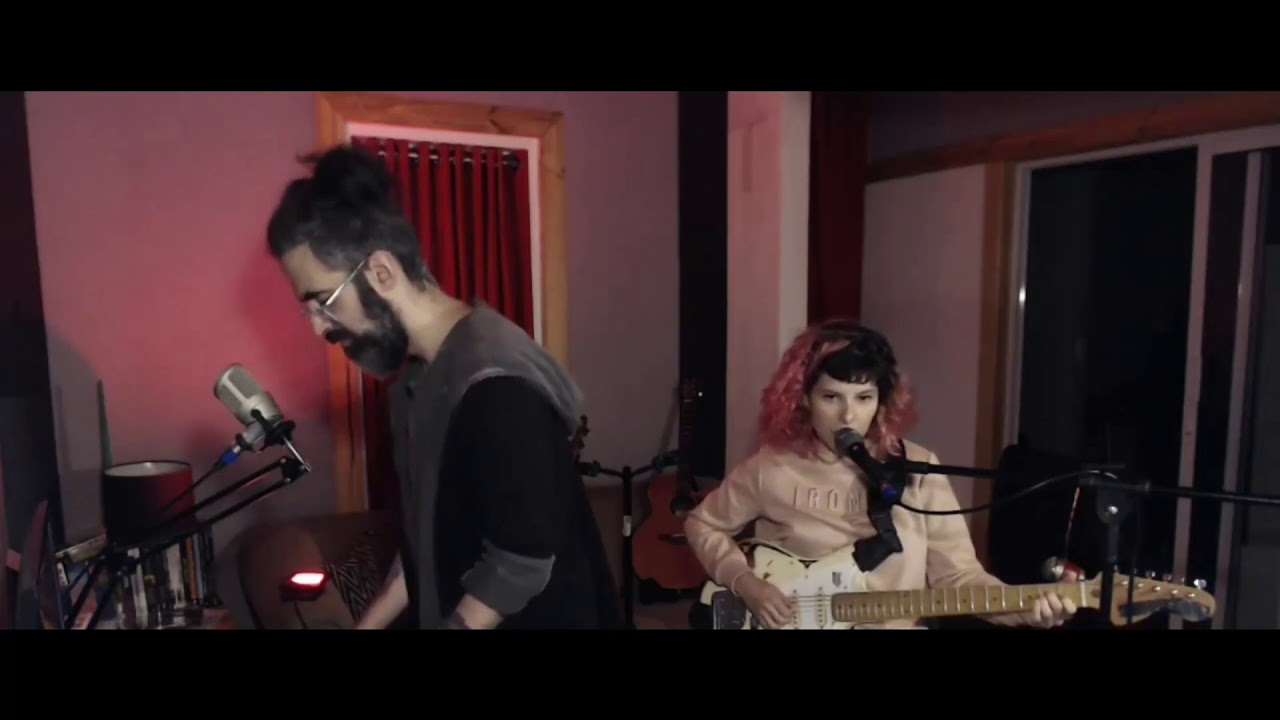 Scatolove - Calabouço (live) - YouTube