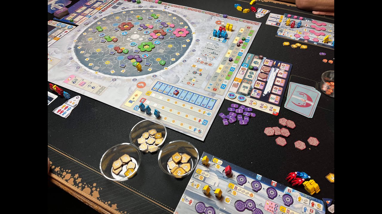 Shackleton base : explication et analyse du jeu - YouTube