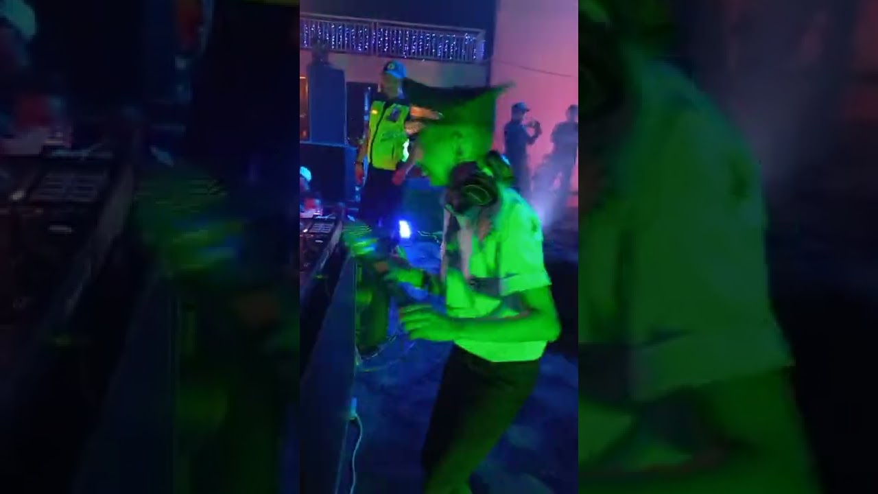 DJ omo kucrut tour kota batam || Pasific Kota Batam - YouTube