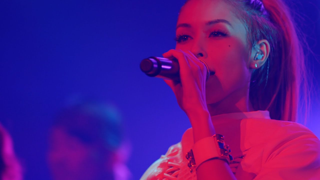 sweet danger / BENI Red LIVE TOUR 2013 - YouTube