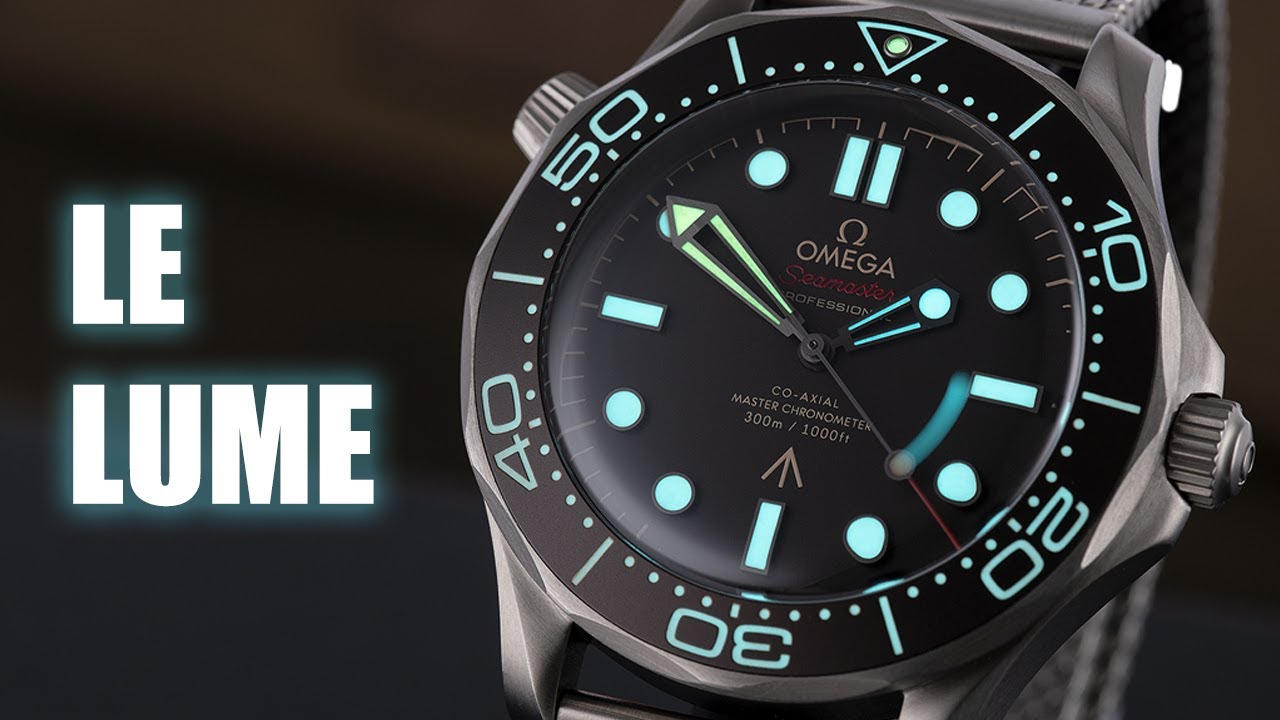 Du Radium au LumiNova : Comment les Montres Éclairent le Temps - YouTube