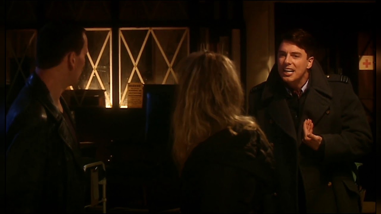 The Doctor Meets Captain Jack | The Empty Child | Doctor Who - YouTube