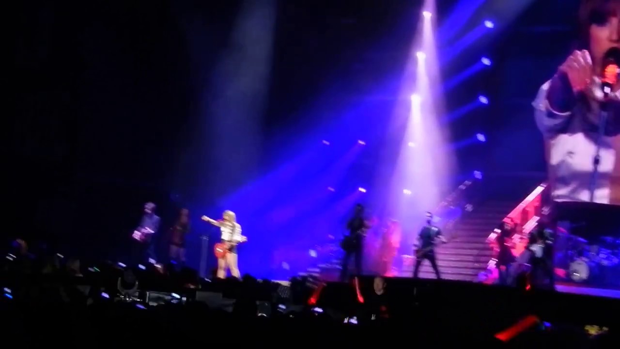 Red | Taylor Swift Red Tour Toronto - YouTube