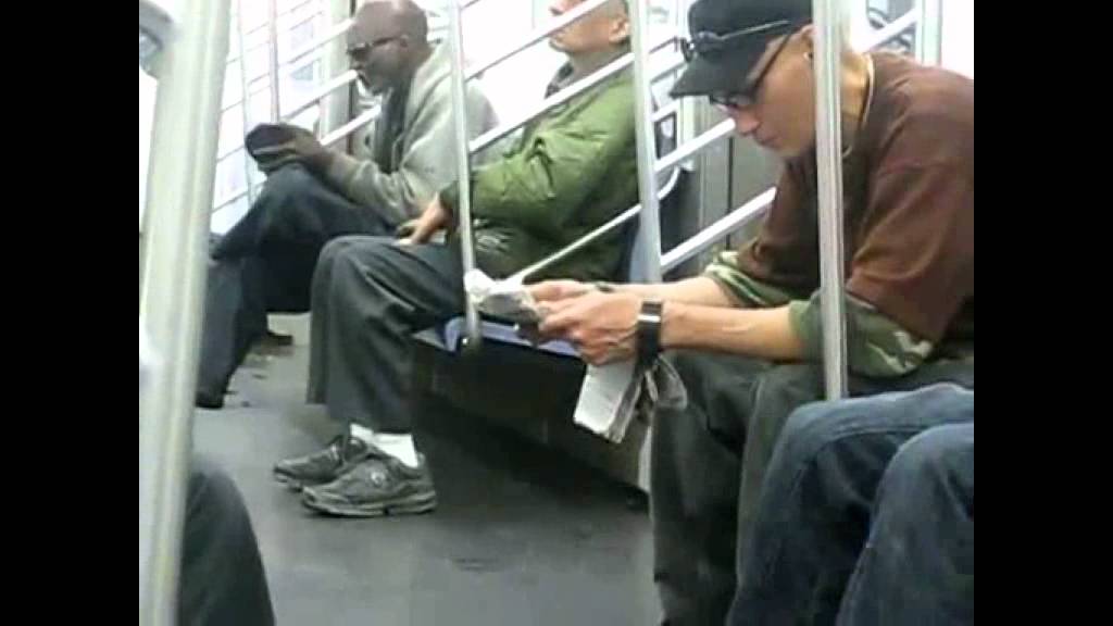 Man Licking Shoes on New York Subway [REMIX] - YouTube