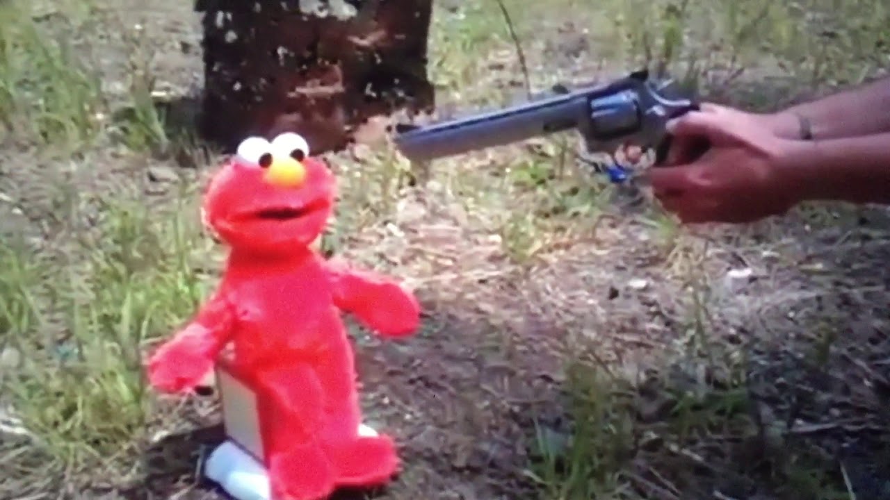 Elmo in russia - YouTube