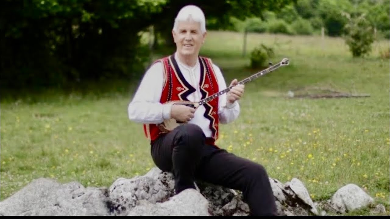 Milaim Mezini - Kollazh me kenge patriotike 2 - YouTube