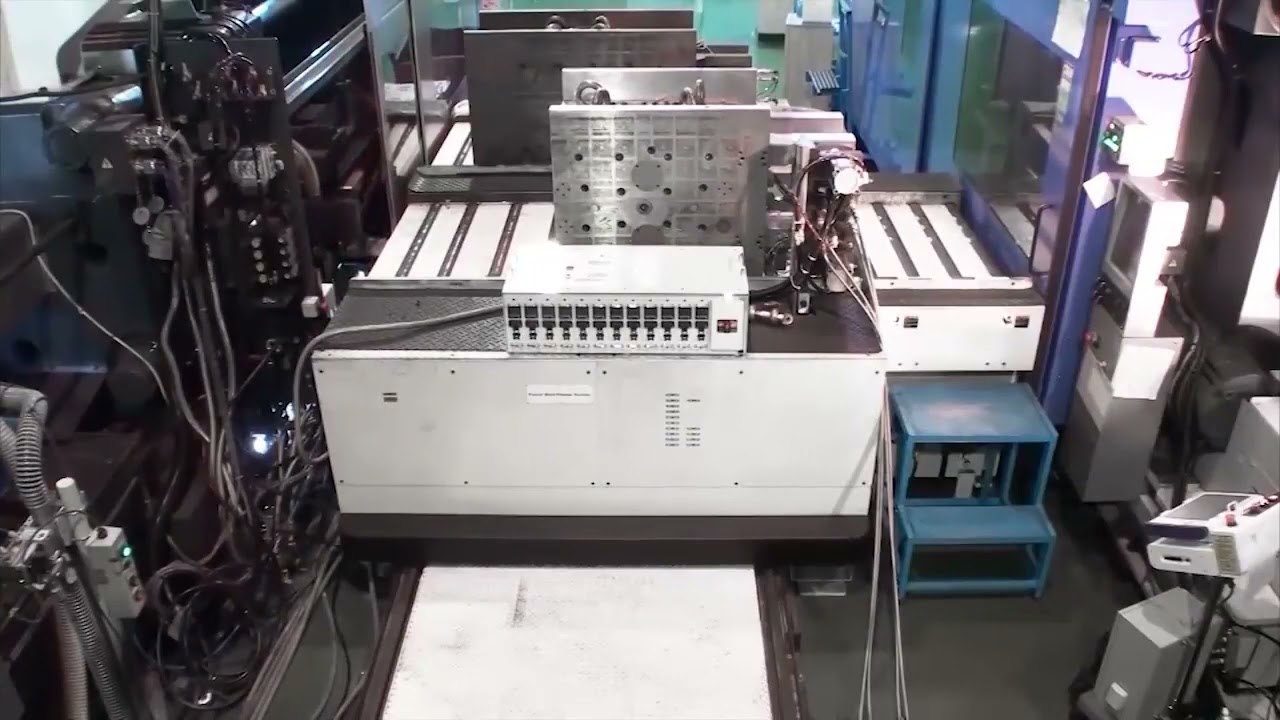 450 Ton IMM Mold Change - YouTube