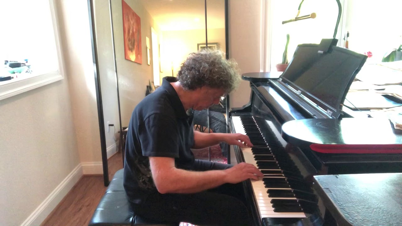 Eric Himy: Albeniz plays the guitar.....on the piano ?! - YouTube