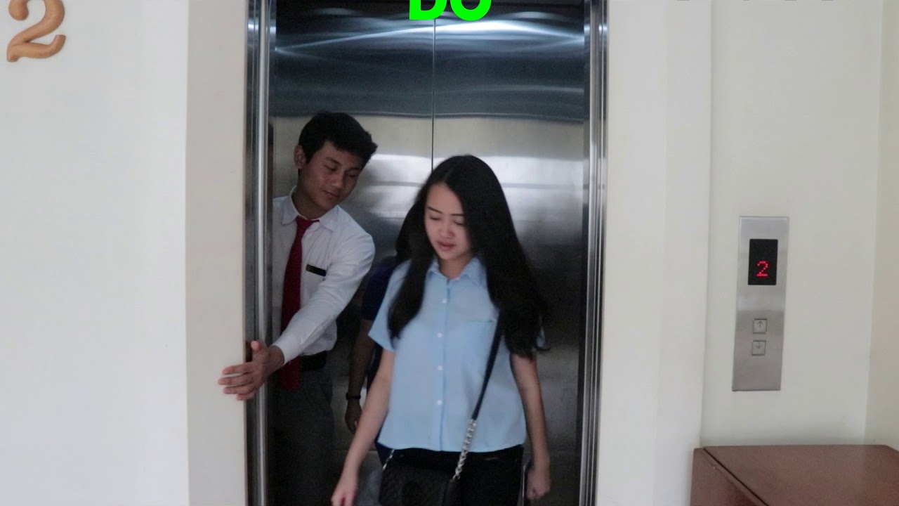6 MANNERS IN HOSPITALITY WORKPLACE - YouTube