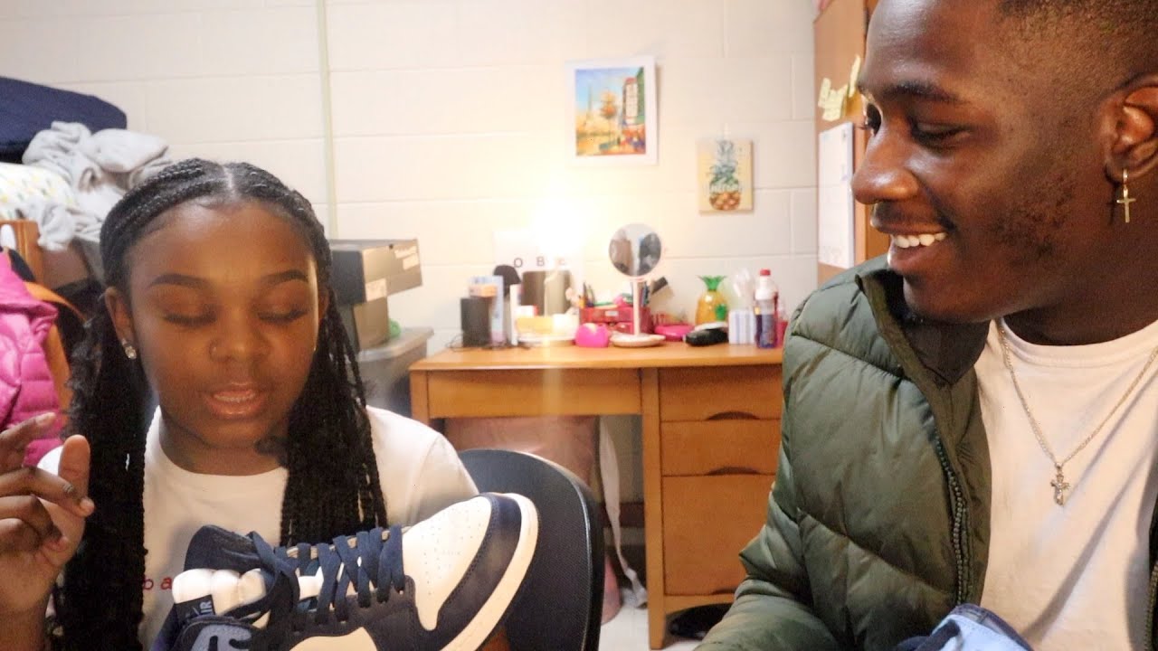 CRAZY DOPE FEMALE SNEAKER COLLECTION!! | WHO GOT HEAT COLLEGE TOUR ...