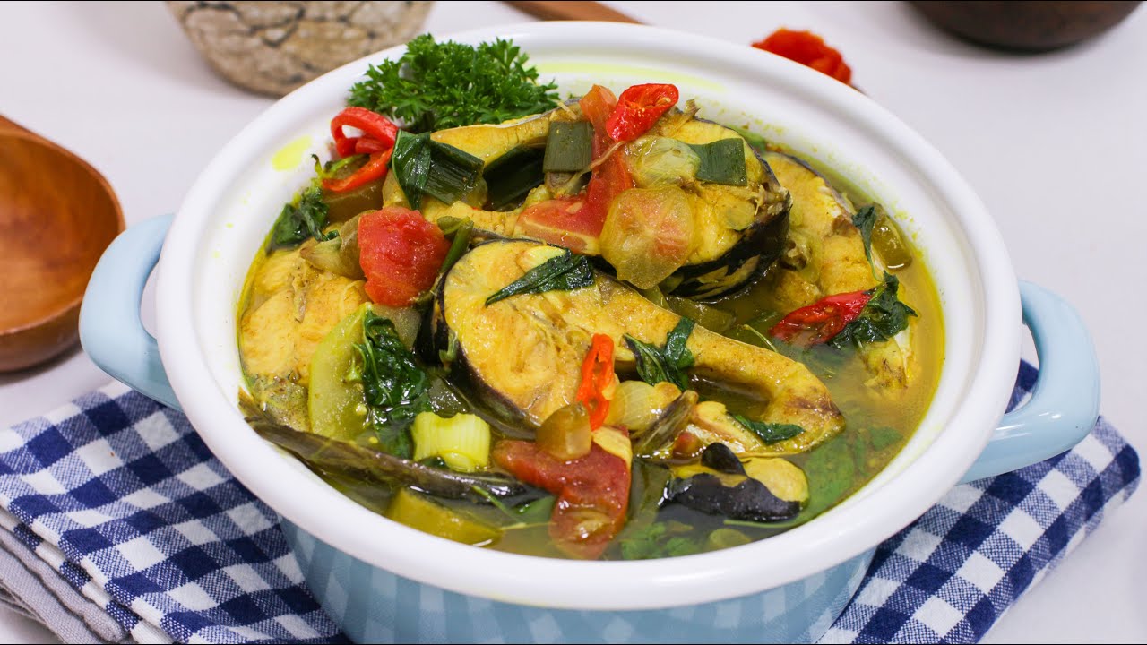 Asem-Asem Ikan Patin Simple - Asem-Asem Ala Restoran - YouTube