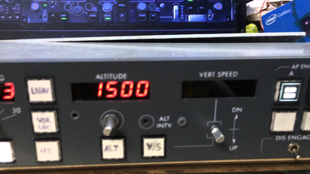 MCP PMDG 737 NGX full function - YouTube