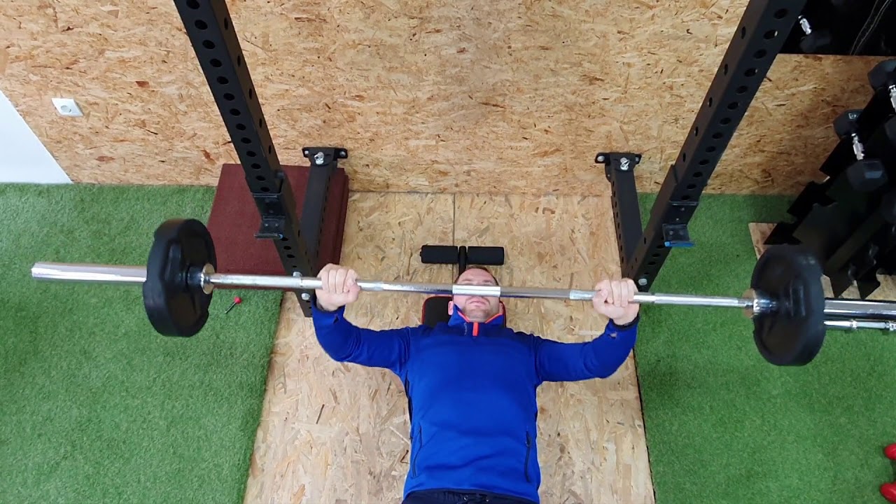 bench press kontra kosi - YouTube