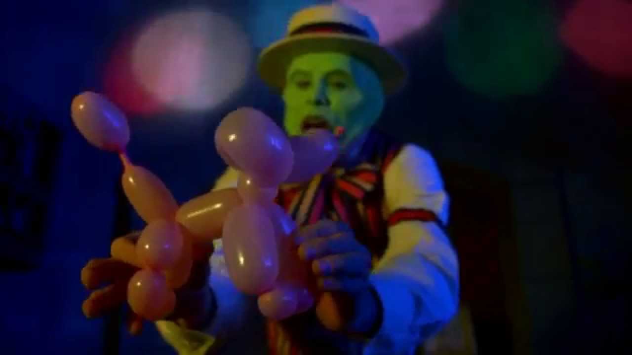 The Mask - Première Virée (Scène Culte) - YouTube