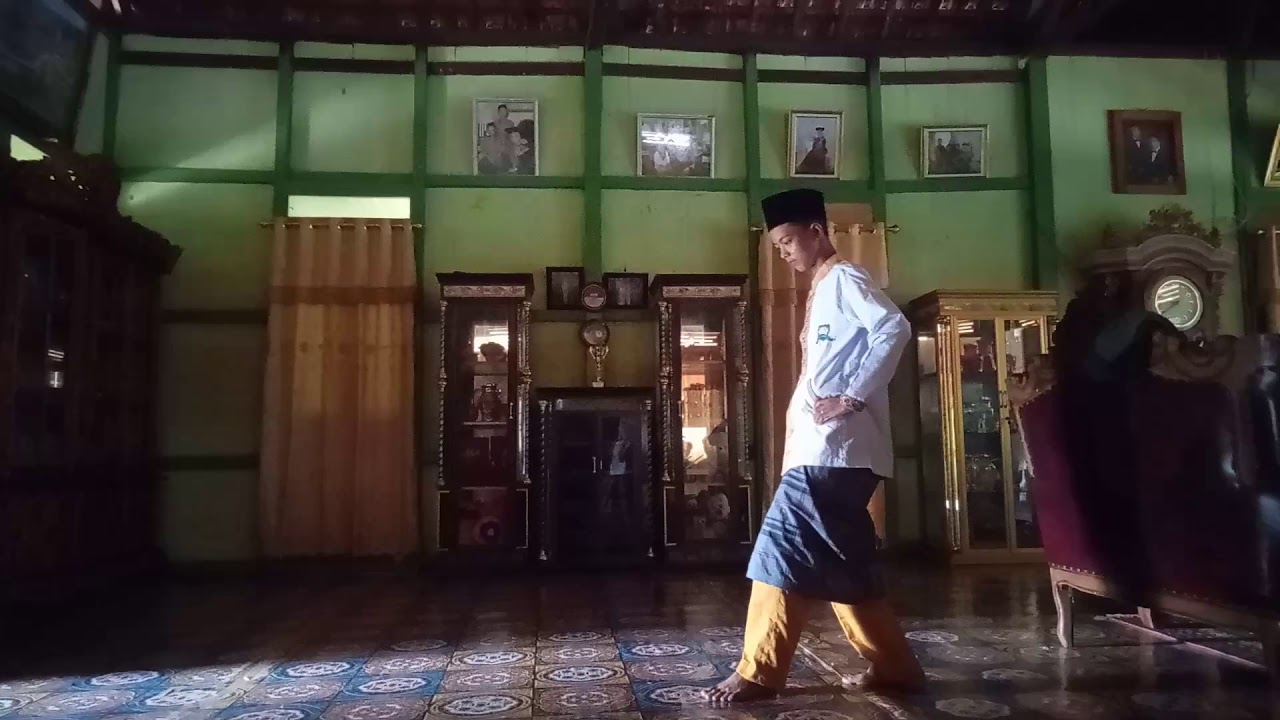 Tari Mak inang - YouTube