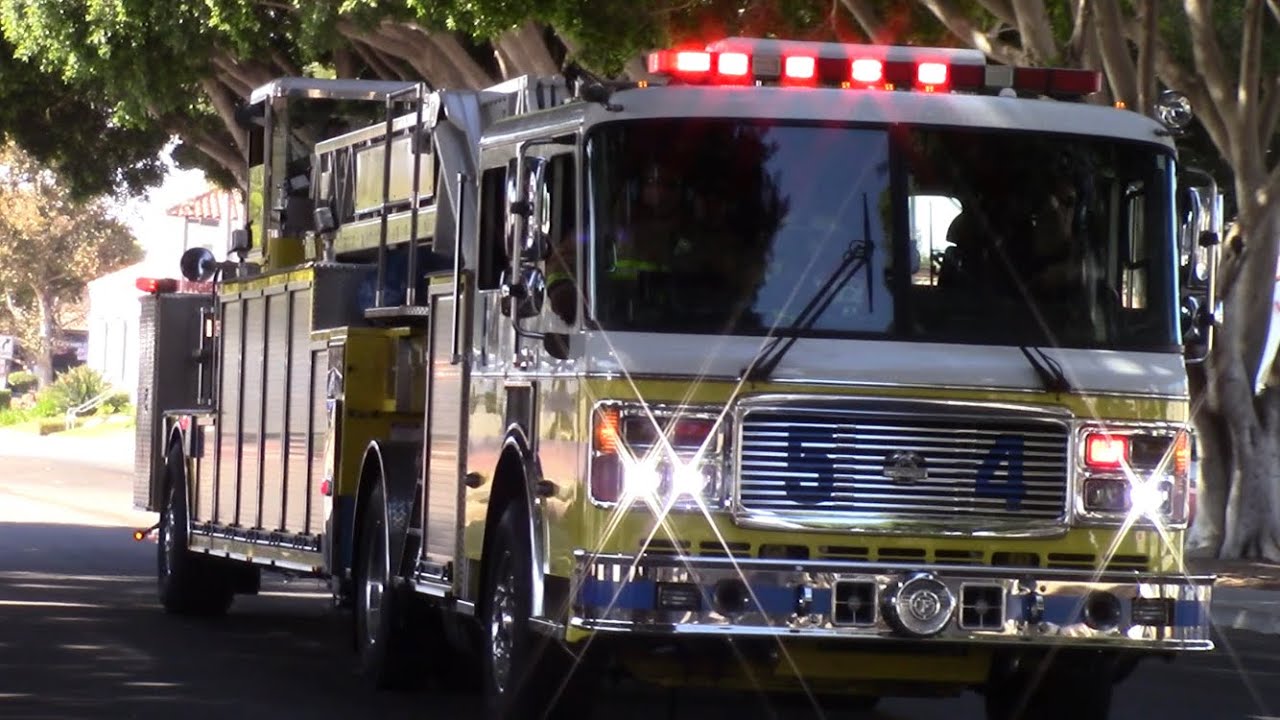 VCFD Truck 54 responding - YouTube