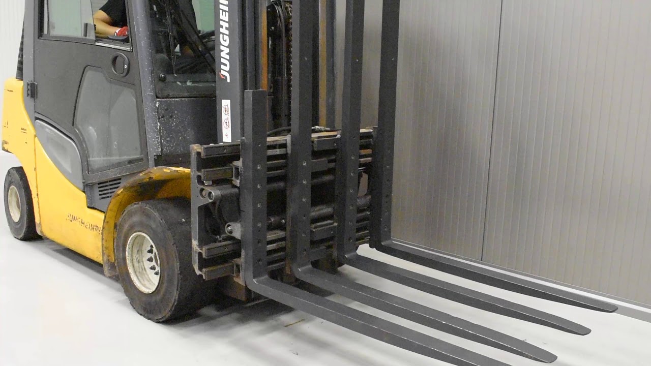 P506 - DOUBLE PALLET HANDLER WITH FORK POSITIONER AND SIDE-SHIFT www ...