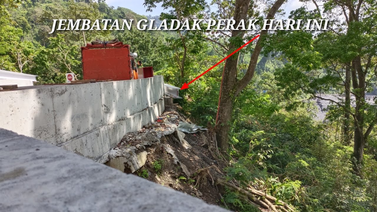 Jembatan Gladak Perak Hari Live - YouTube