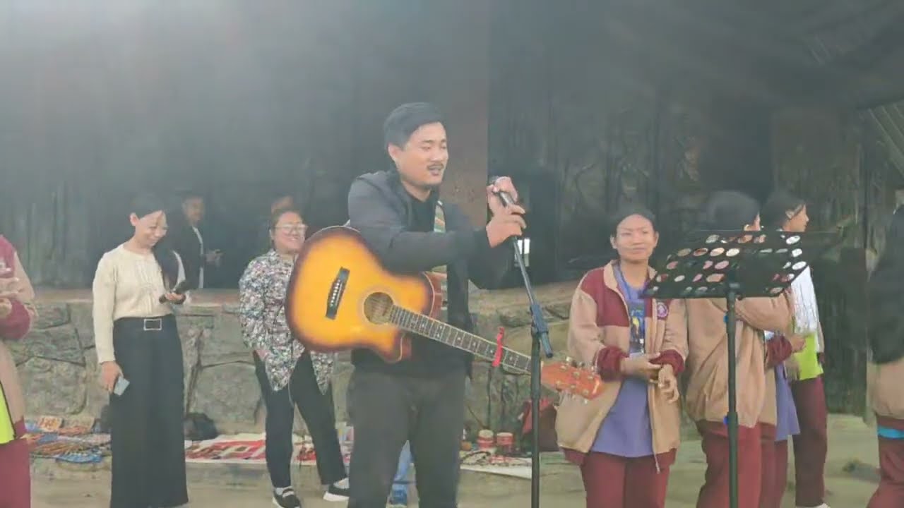 lungwa village - YouTube