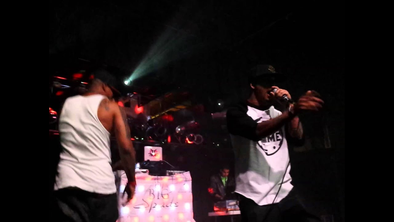 Kutt Calhoun & JL (of B.Hood) - I'm The One - Live in Denver - YouTube