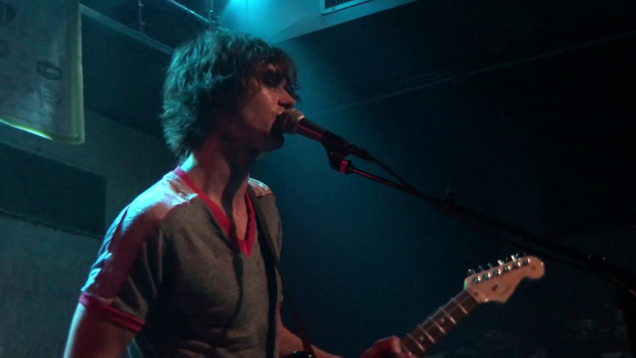 Cobi - Don't You Cry For Me (Live) - YouTube