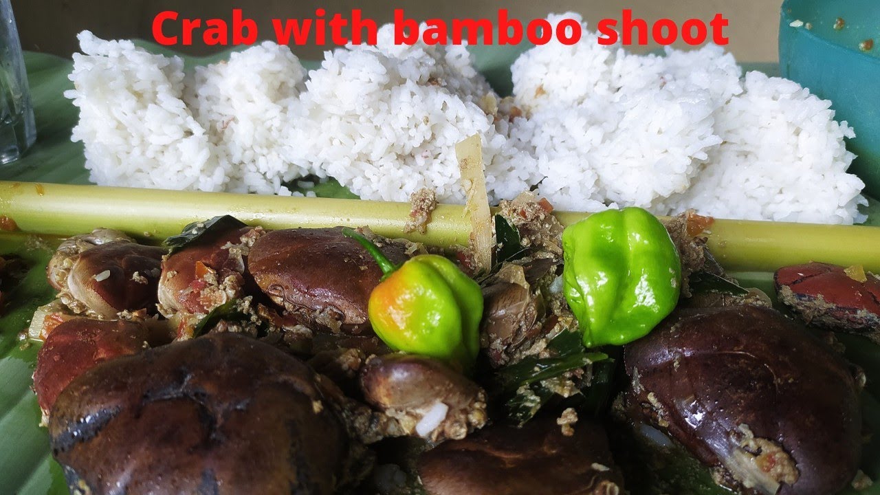 Naga mukbang || amazing catching crabs with mango in Naga style ...