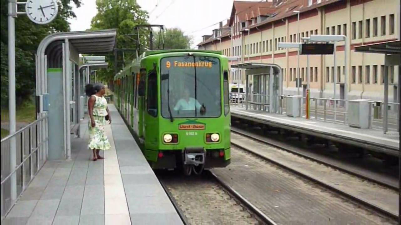 üstra Stadtbahn Hannover TW 2000 und TW 6000 - YouTube