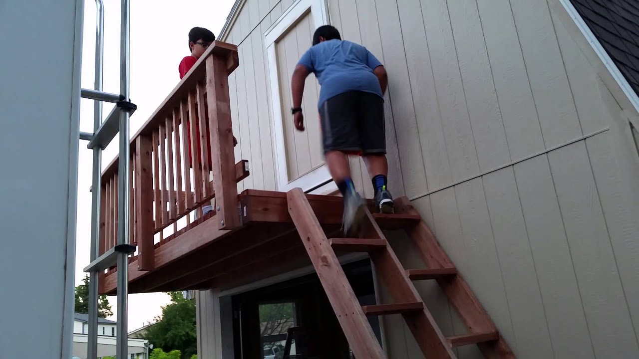 Alternating tread stairs - YouTube