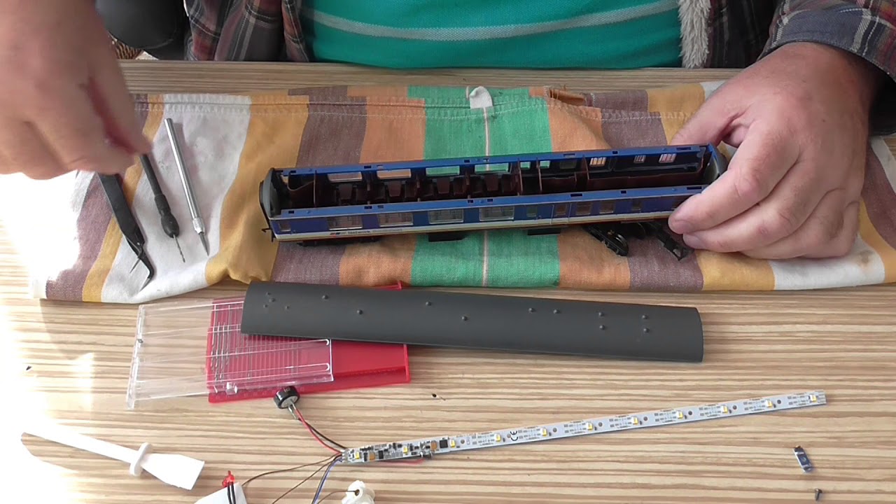 Model railway-ESU Lighting-Part 2 - YouTube