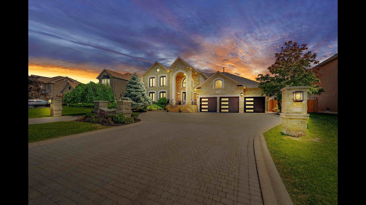 90 Flatbush Ave, Vaughan - YouTube