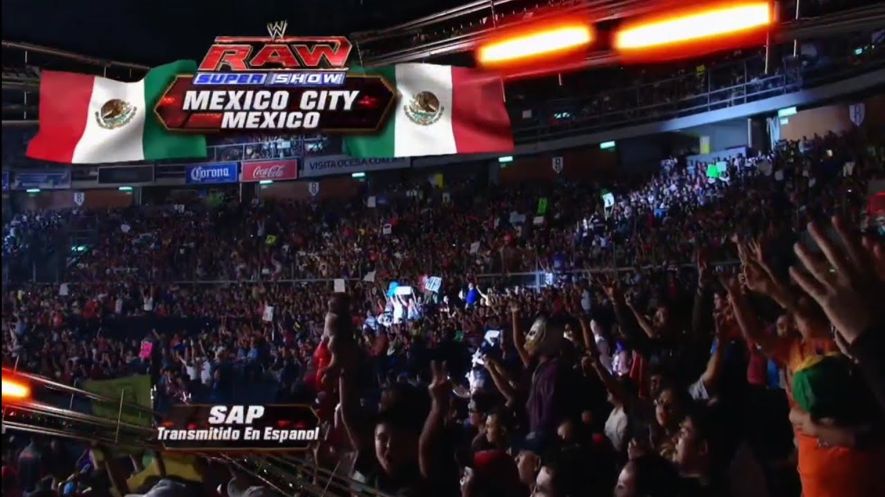 WWE Raw desde México HD - YouTube