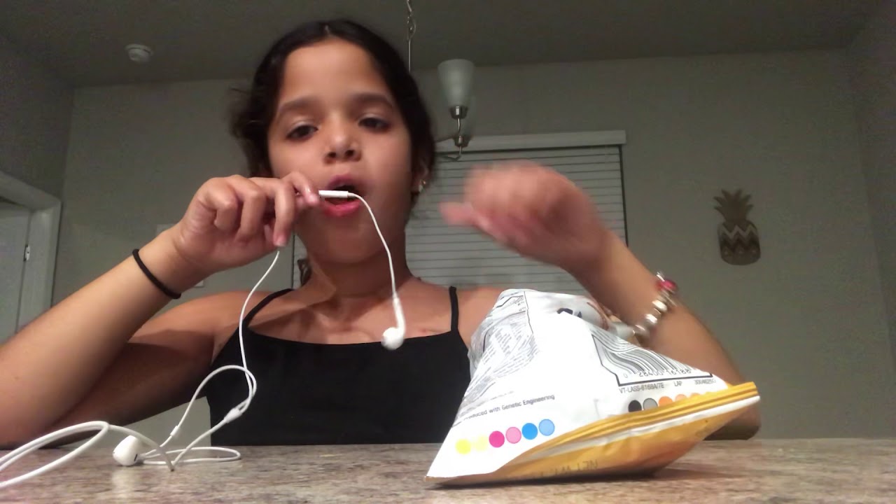 ASMR, popsicle,chips,sour spray - YouTube