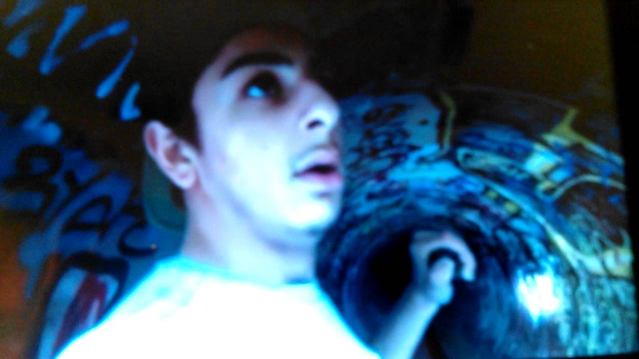 A little girl Cry's inside the tunnel Faze rug and brawadis - YouTube