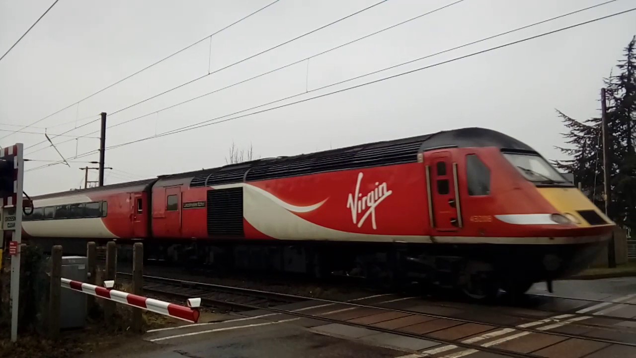 43208 Lincolnshire Echo - 43308 Highland Chieftain Pass Shepreth ...