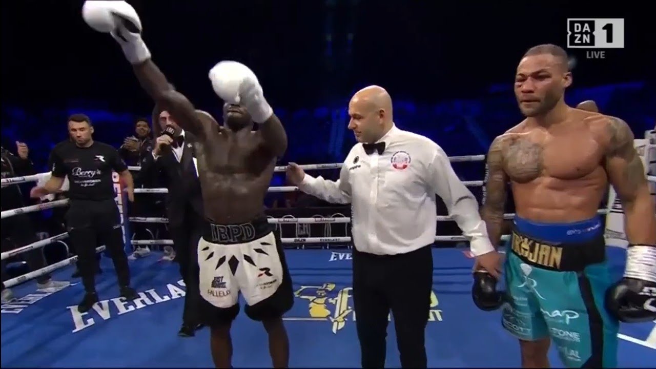 Ishmael Davis Defeats Troy Williamson By Unanimous Decision - Matchroom ...