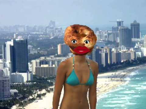 Audrey The Yorkshire Pudding Dressed In A Bikini In Miami