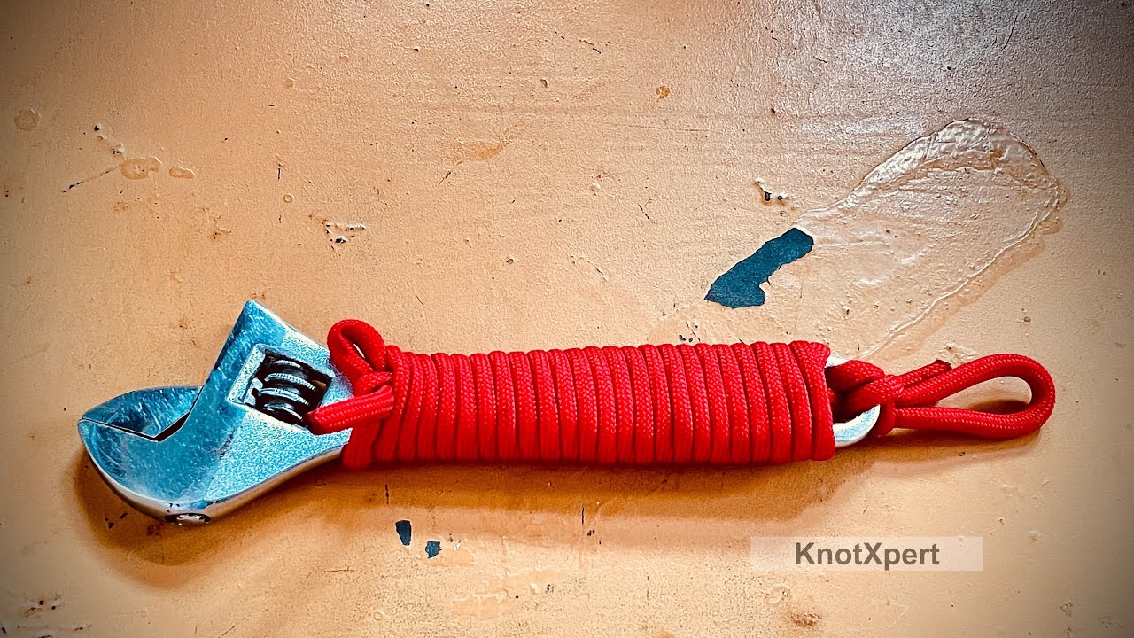 How to coil a rope on the spanner. #knot #knots #nudos #bowline # ...