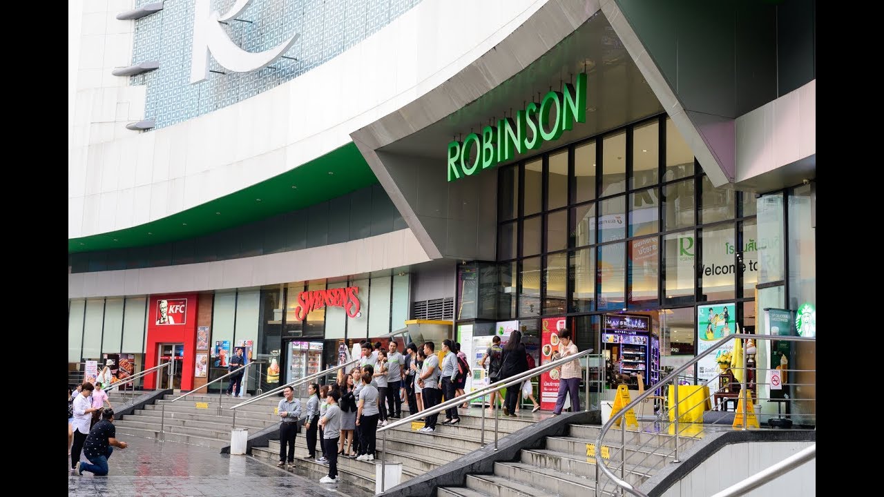 [4K] Walking inside Robinson Department Store (Bangrak), Bangkok - YouTube