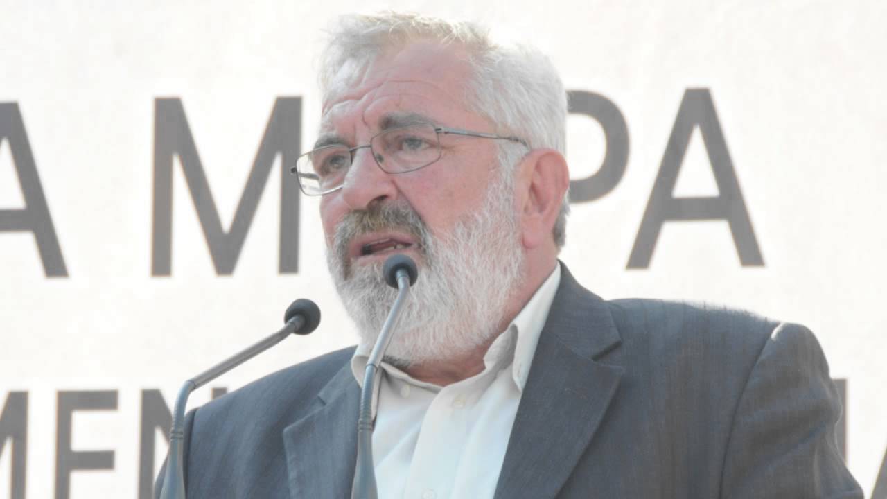 Ο ΒΑΓΓΕΛΗΣ ΜΠΟΥΤΑΣ ΣΤΟΝ 902.GR WEBRADIO - YouTube