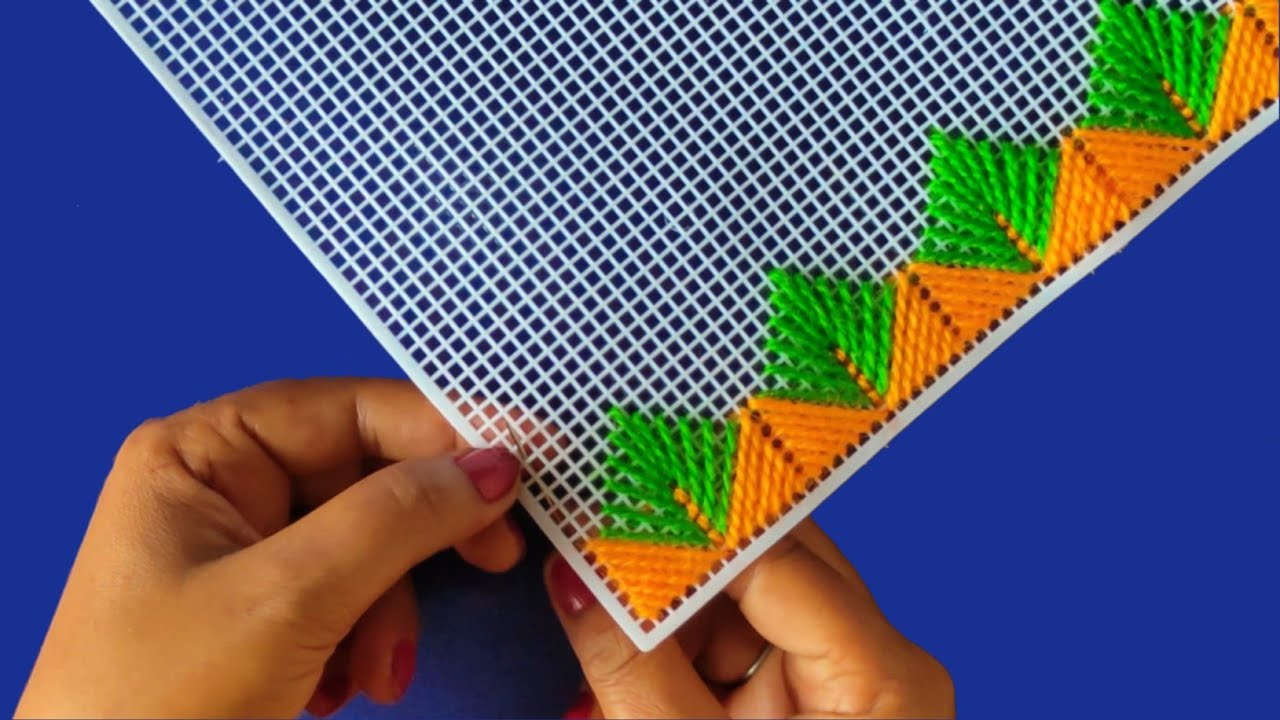 SQUARE ⬛ SHAPED BEAUTIFUL AND LATEST PLASTIC CANVAS DESIGN IDEA STEP BY ...