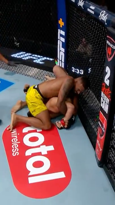 Quantas vezes vocês viram uma vitória com uma AMERICANA no UFC? 👀 # ...