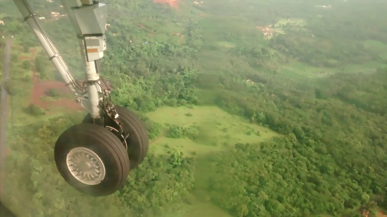 Landing in (Bajpe) Mangalore Airport. - YouTube
