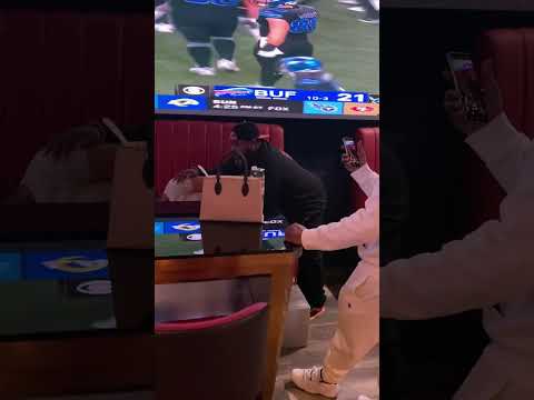 She Got Hypnotized by The BrainBully  to think she sees Chris Brown!!