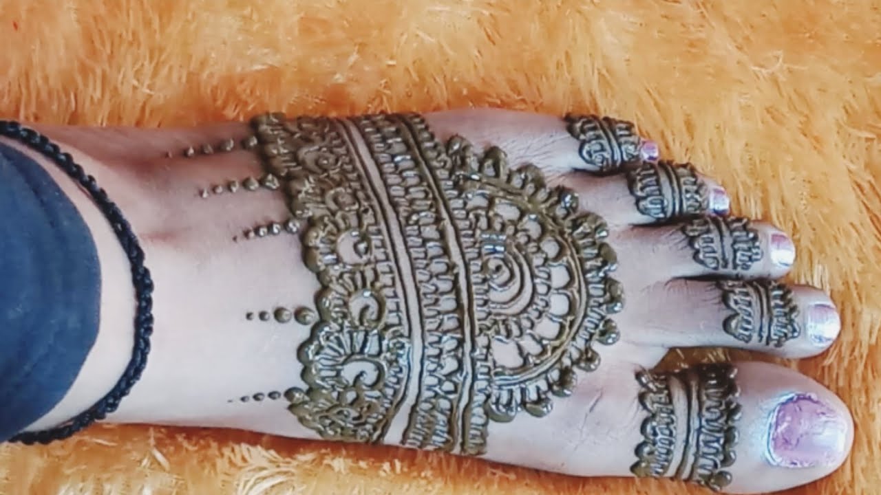 Legs mehndi design / Pairo ki mehendi ka design / Pair ki mehandi ...