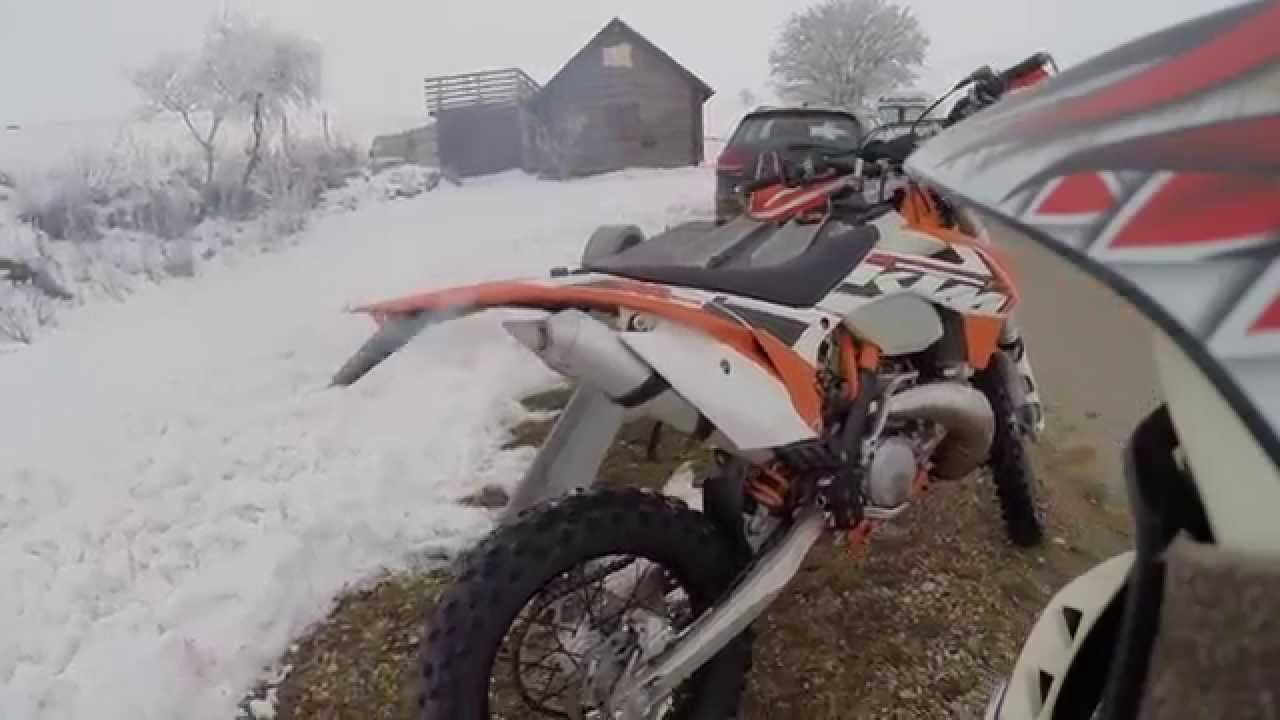 KTM 300 EXC == First Ride == Snow Edition - YouTube