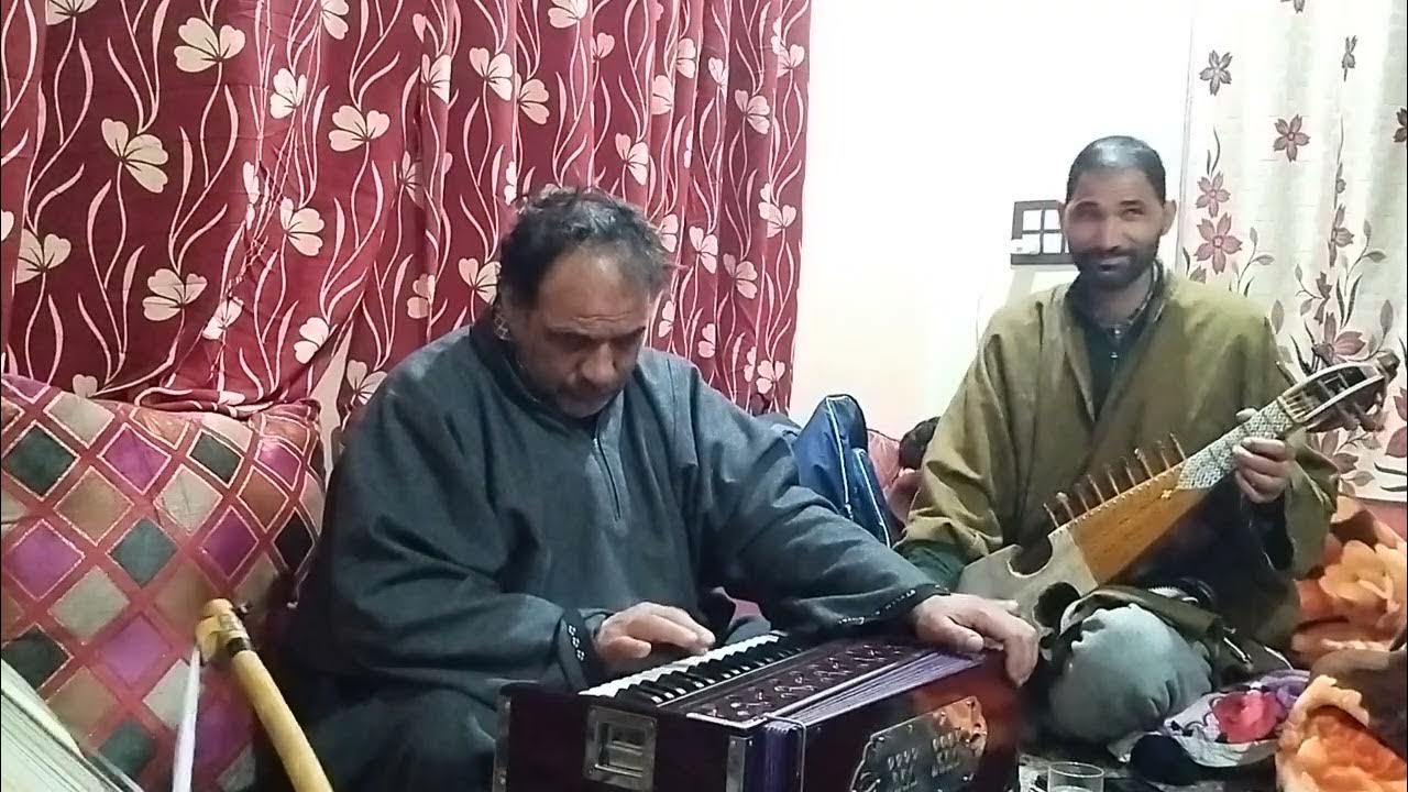 kashmiri Sufi song by Mushtaq Ahmad itoo - YouTube