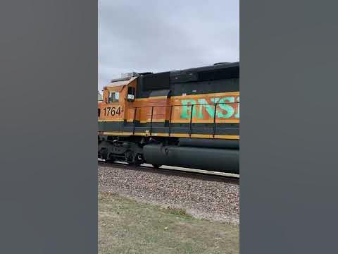 BNSF H-KCKAMS with a RARE H1 SD40-2 powering!!! - YouTube
